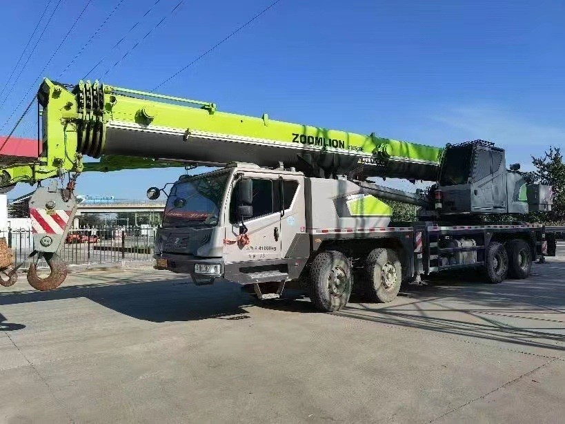 2019 Zoomlion Truck Crane of 50ton with Maximum Lifting Height 40m and ...