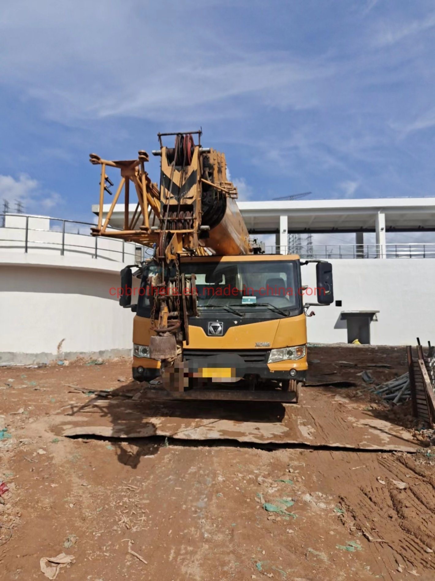 Used 2016 Xc 25t Truck Crane Terrian Mobile Crane Truck Crane 3 Shaft Number