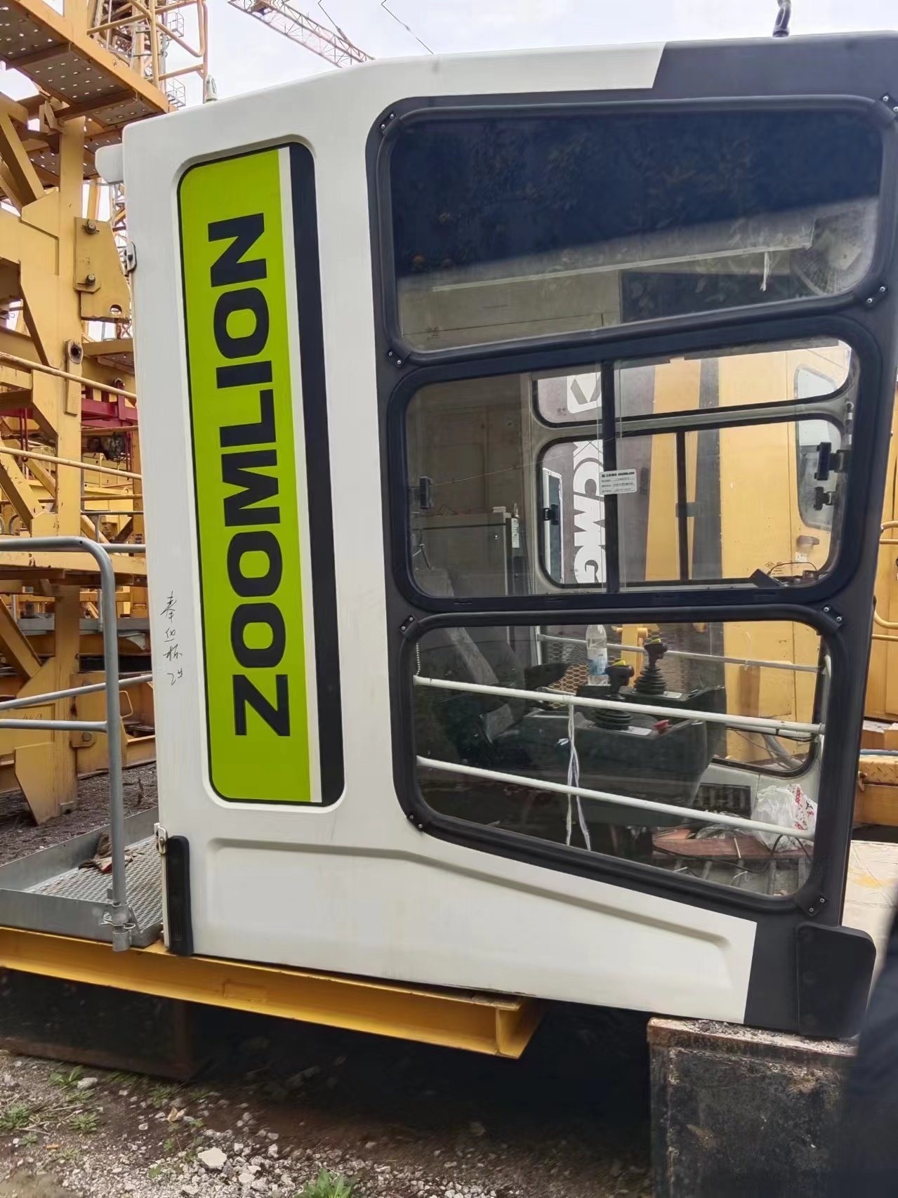 Flat Head Fixed Tower Cranes 6013-6 Model For 6T Maximum Lifting Weight