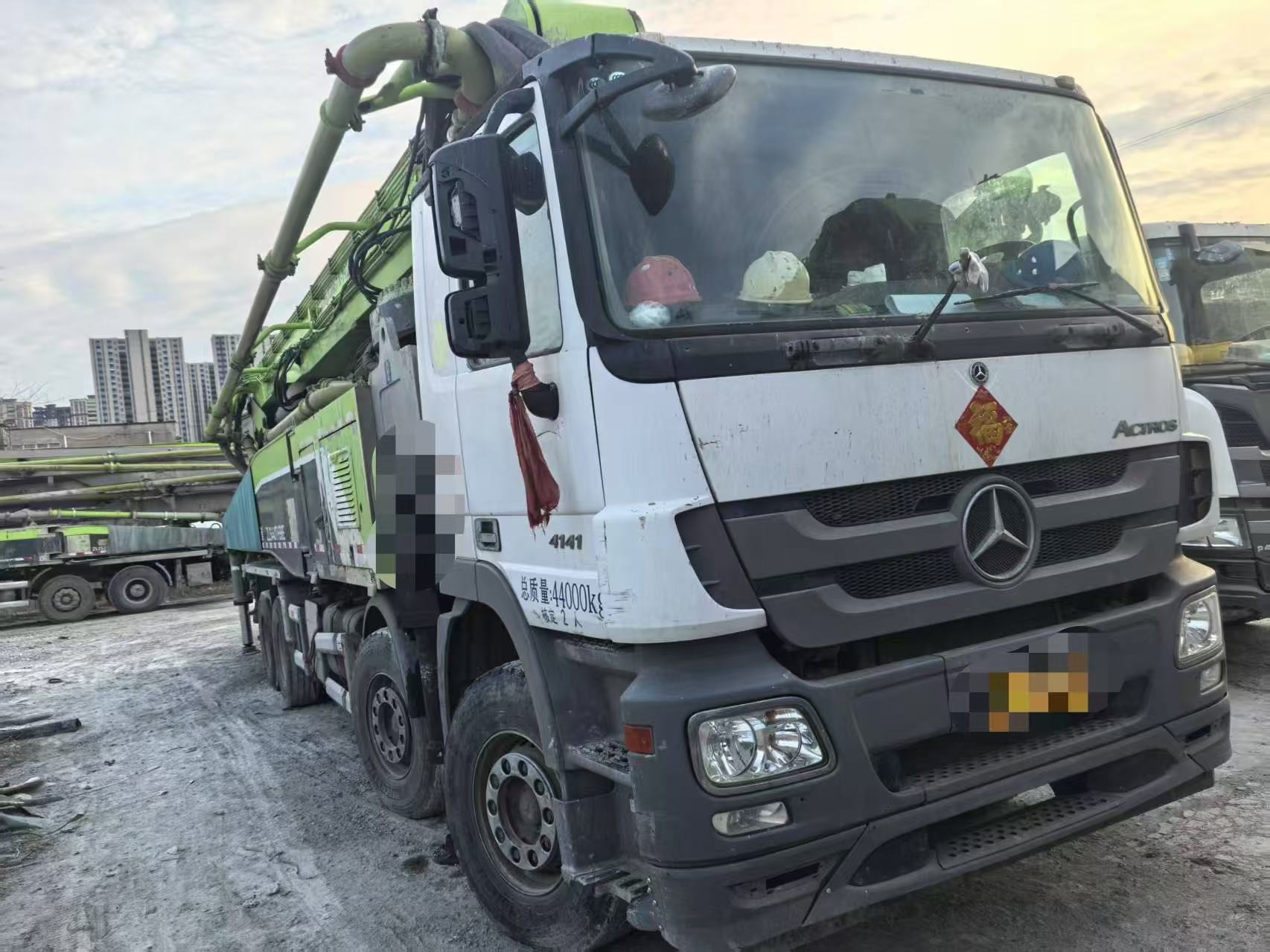 63MZOOMLION Truck-Mounted Pump: High Output And Dual-circuit Hydraulic